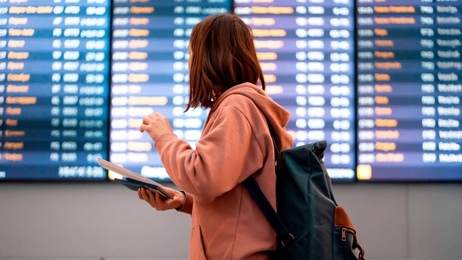 Revelio Labs - The entire workforce revealed