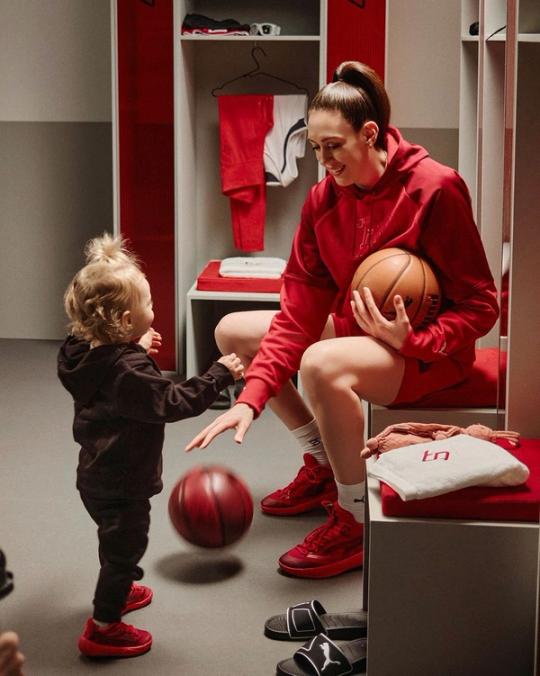 Breanna Stewart Talks About the PUMA Stewie 2, NY Liberty, and More ...