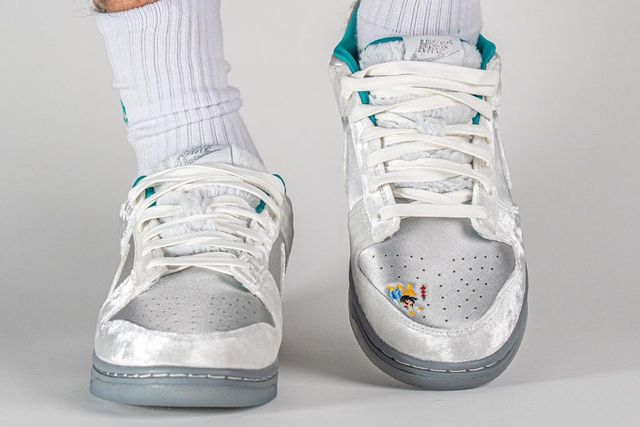 On-Foot: Nike Dunk Low 'Ice' - Sneaker Freaker