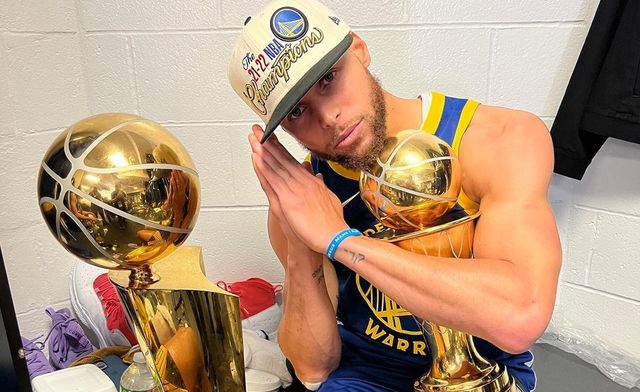 Steph Curry Could Sign a $1 Billion Lifetime Contract - Sneaker Freaker