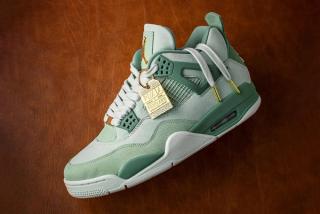 Air Jordan 4 - Sneaker Freaker