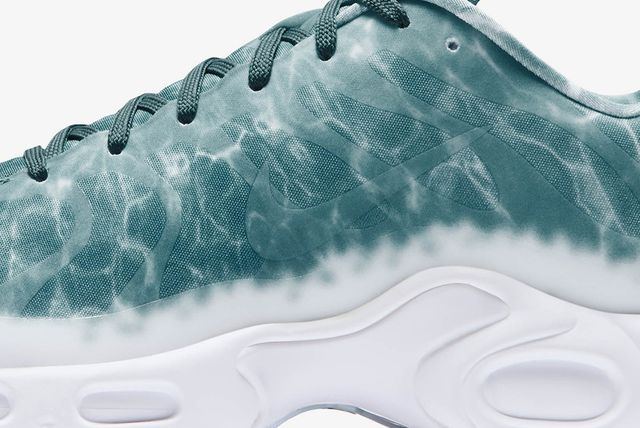 Nike Air Max Plus Le Requin Pack - Sneaker Freaker