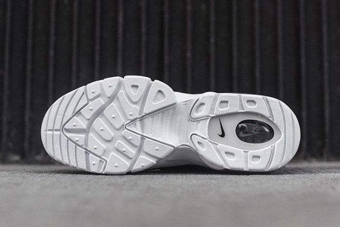 Nike Air Trainer Max 94 (Black/White) - Sneaker Freaker