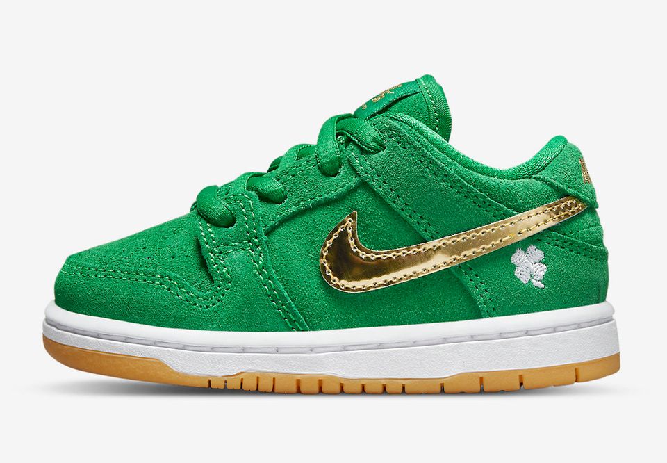 Official Images: Nike SB Dunk Low 'St. Patrick’s Day' - Sneaker Freaker