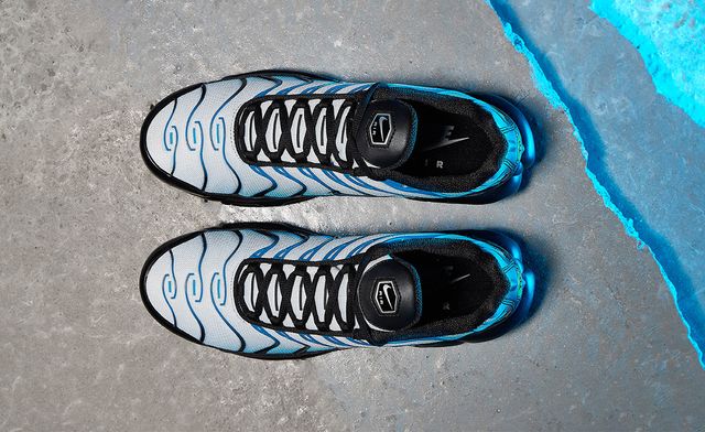 The Cosmic Nike Tuned ‘Nep-Tuned’ is Orbiting Foot Locker - Sneaker Freaker