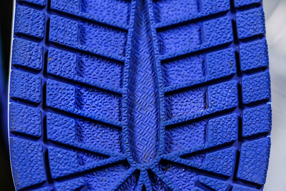 Nike Dunk Versus Air Jordan 1: Breaking Down the Differences - Features