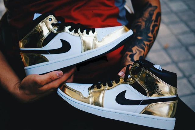 Closer Look: Air Jordan 1 Mid 'Metallic Gold' - Sneaker Freaker