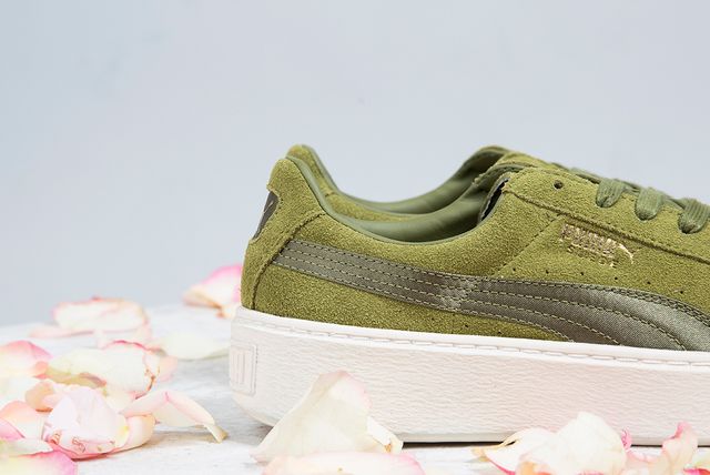 PUMA Suede Platform Women's Satin Pack - Sneaker Freaker