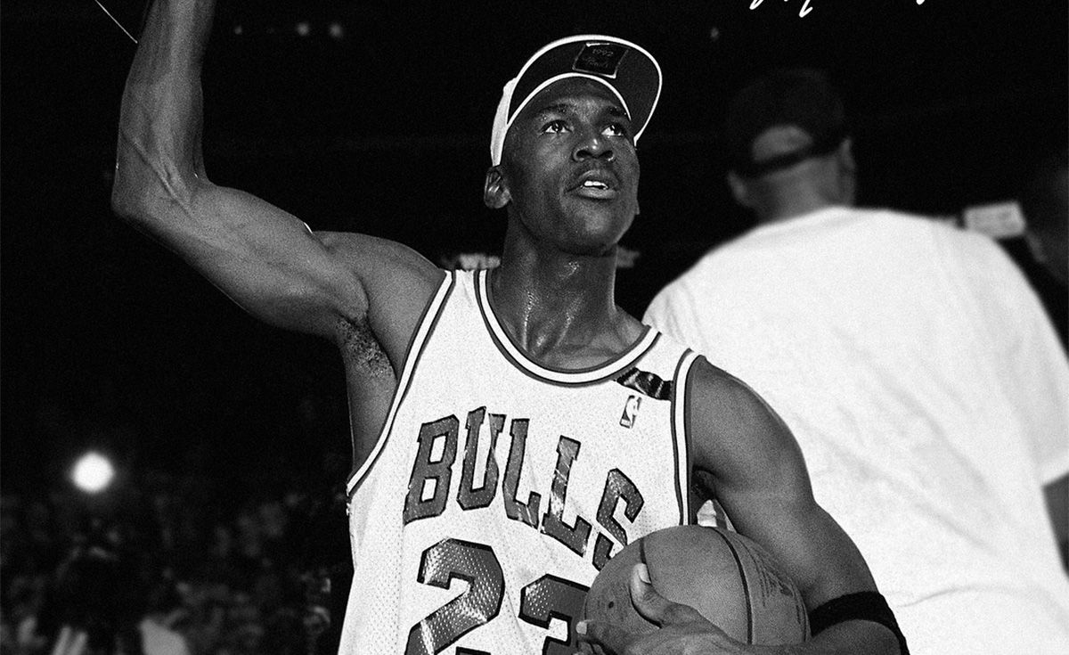 Michael Jordan Becomes the First Athlete to Make the Forbes 400 List ...