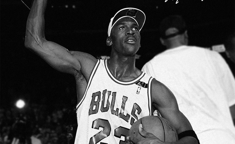 Michael Jordan Becomes the First Athlete to Make the Forbes 400 List ...