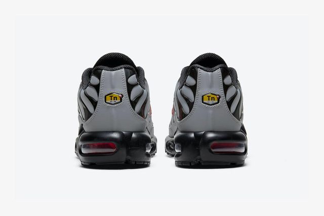 The Nike Air Max Plus Maintains Its Growl in Grey - Sneaker Freaker