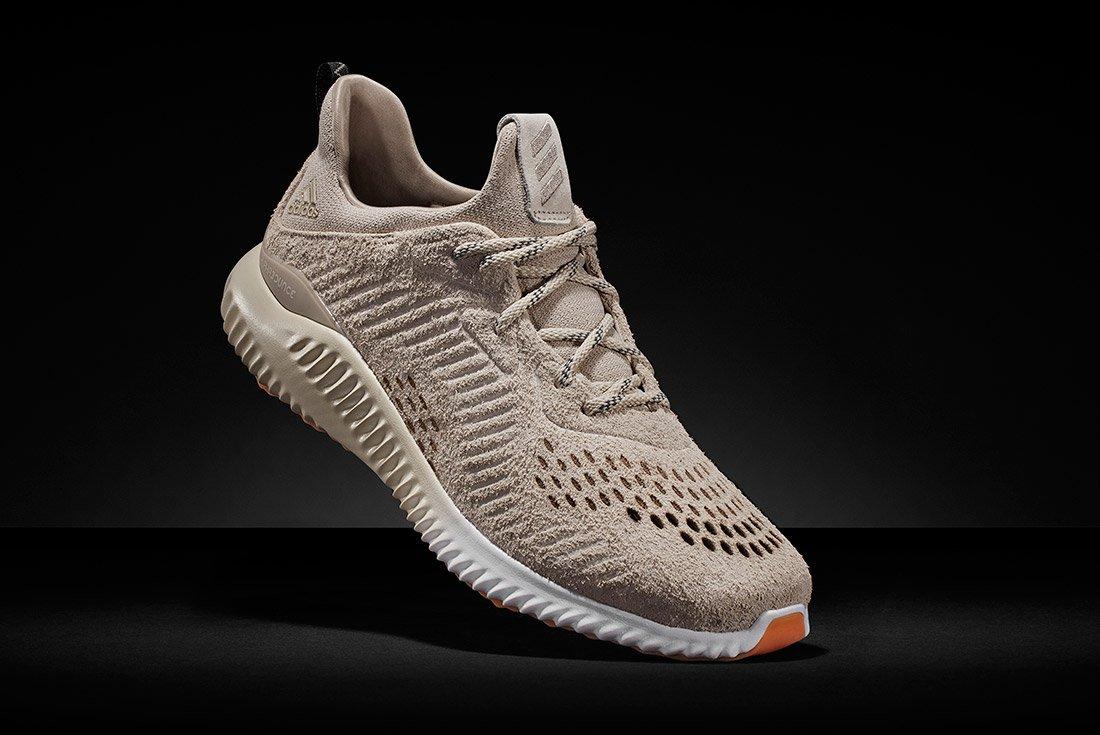 adidas AlphaBOUNCE Suede - Sneaker Freaker