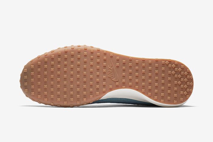 Nike Wmns Waffle Pack - Sneaker Freaker
