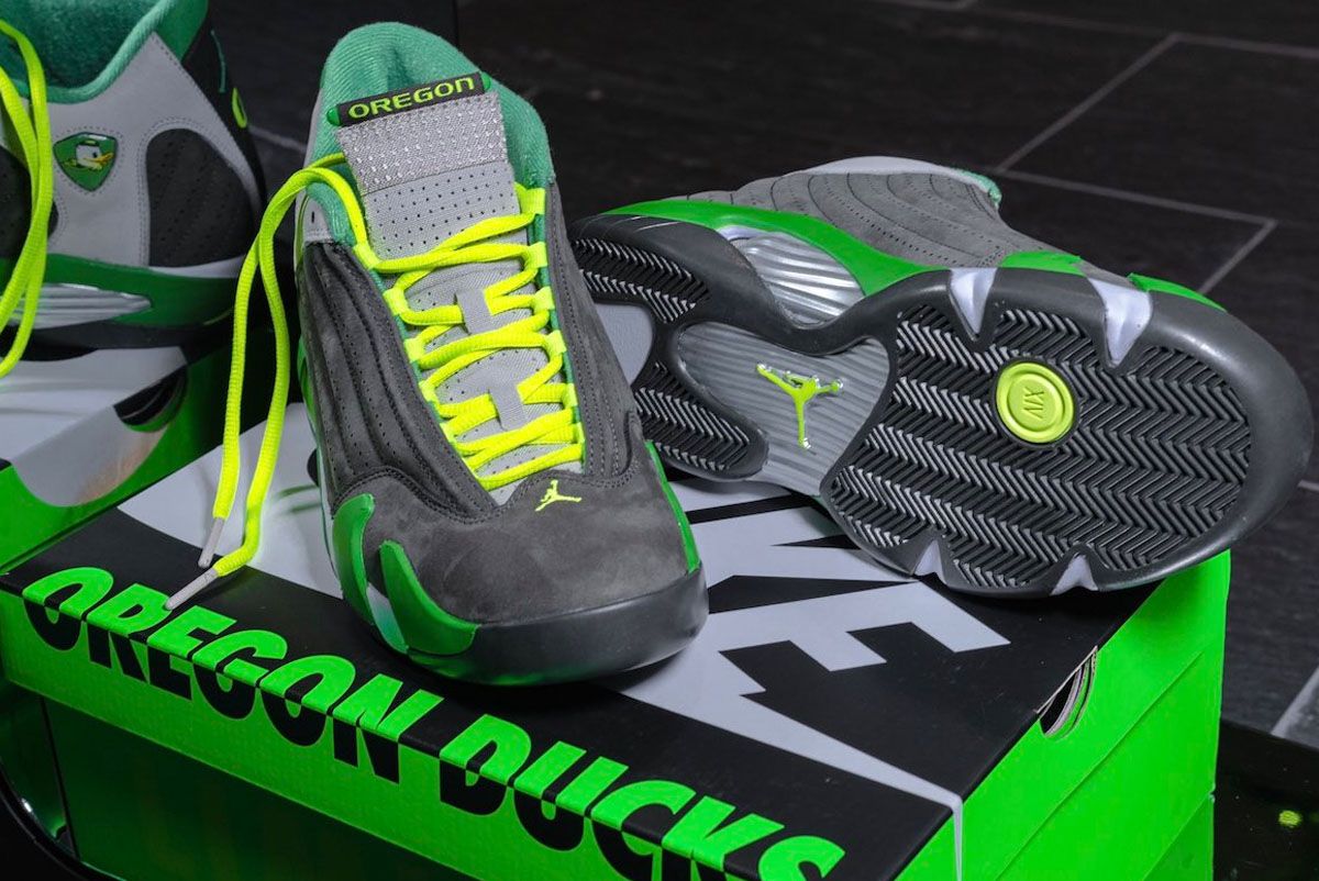 Jordan Brand Supply the Oregon Ducks Football Team with Air Jordan 14 ...