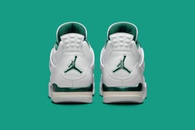 'Oxidised Green' Accents the Air Jordan 4 - Releases