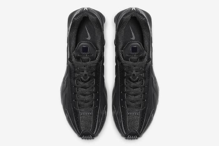 Nike Shox R4 Delivers the ‘Triple Black’ - Releases