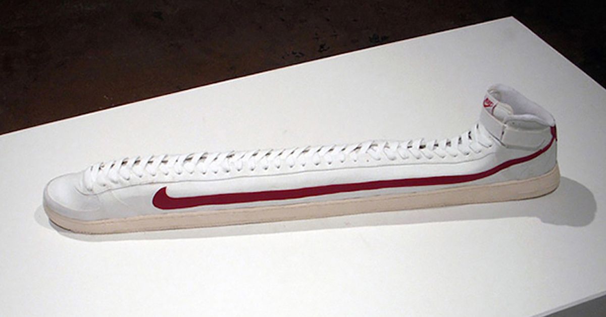 The Ultimate Sneaker Size and Fit Guide - Features