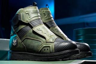 Here’s Your Chance to Wear a Halo-Inspired Master Chief Boot - Sneaker ...