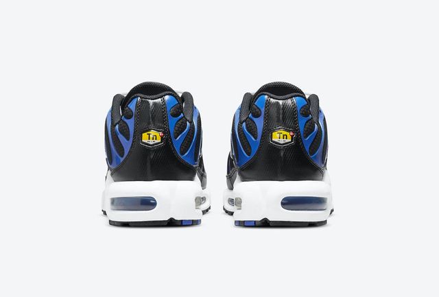 The Nike Air Max Plus Takes a Regal Turn - Sneaker Freaker