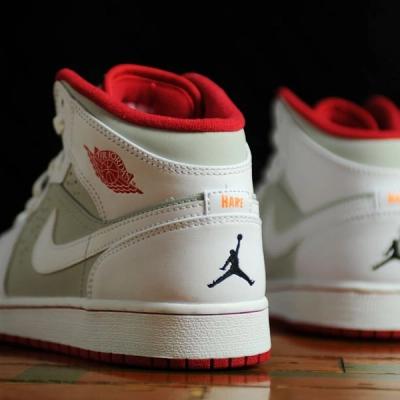 Air Jordan 1 (Hare Jordan) - Releases