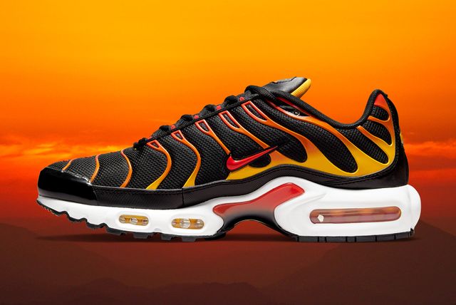 The Nike Tuned ‘Reverse Sunset’ Looks Ready to Rise - Sneaker Freaker