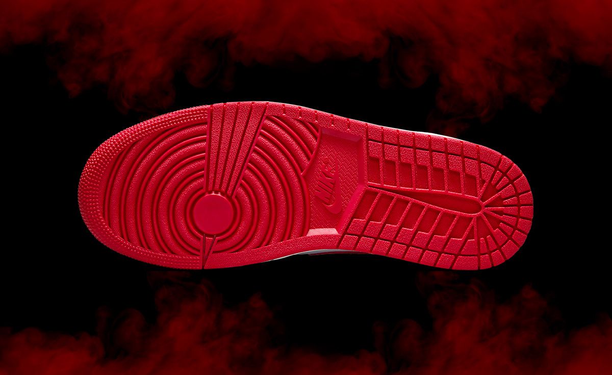 University Red Accents the Air Jordan 1 Low OG - Releases