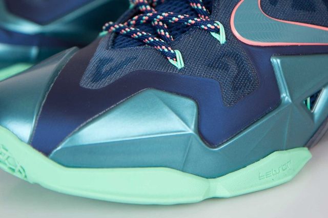 Nike LeBron 11 (Akron Vs. Miami) - Releases