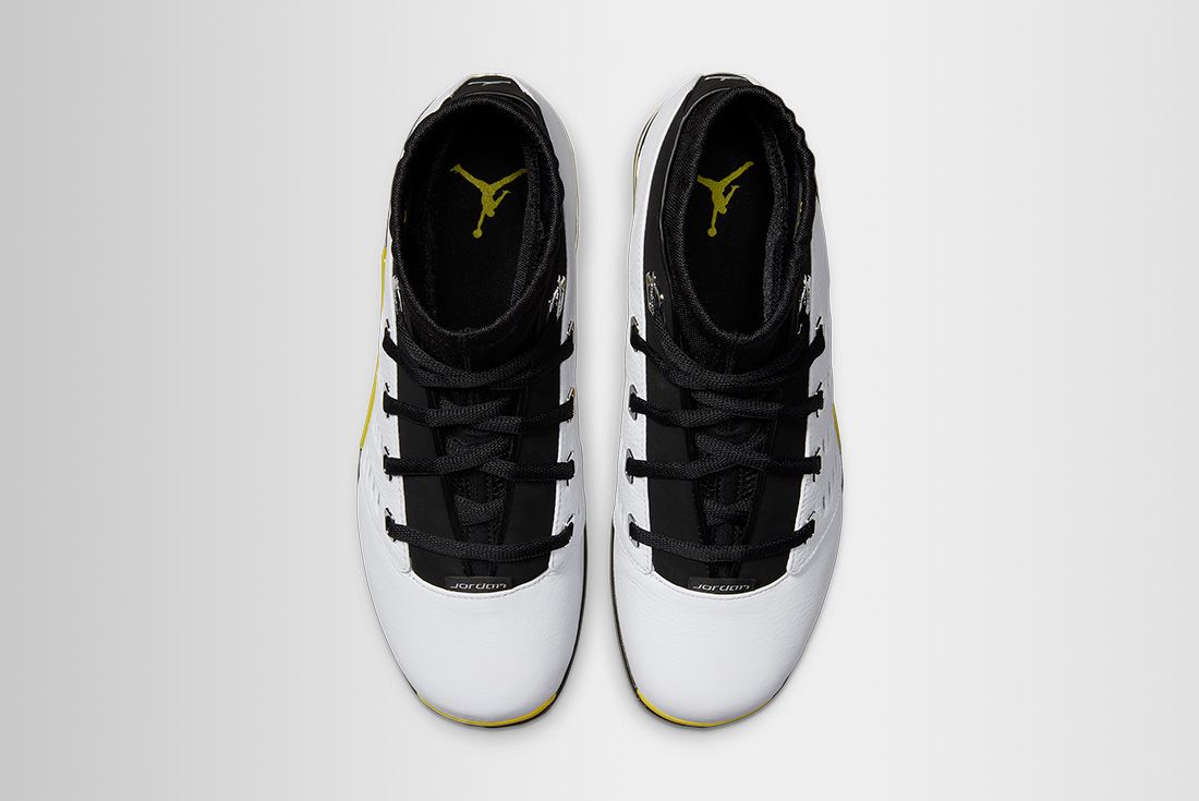 Official Look at the Air Jordan 17 Low 'Lightning' - Releases