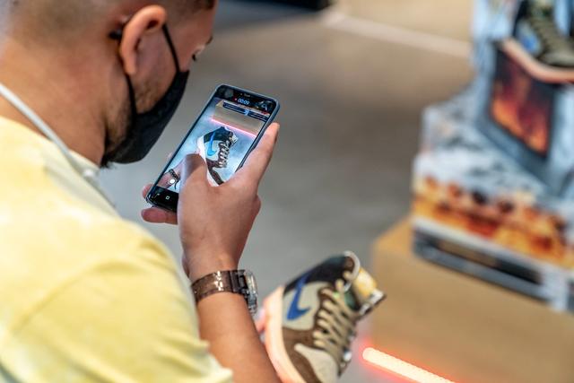 Check Out Concepts Dubai's Nike SB Dunk High 'TurDUNKen' Store Fit Out ...