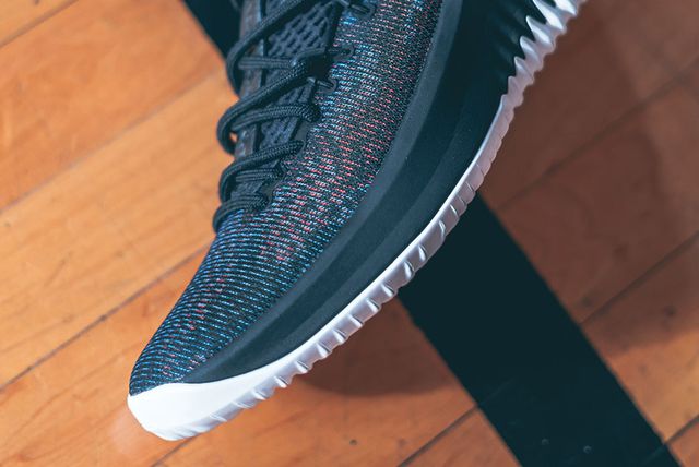 Lillard's Dame 4 Catches 'Static' - Sneaker Freaker