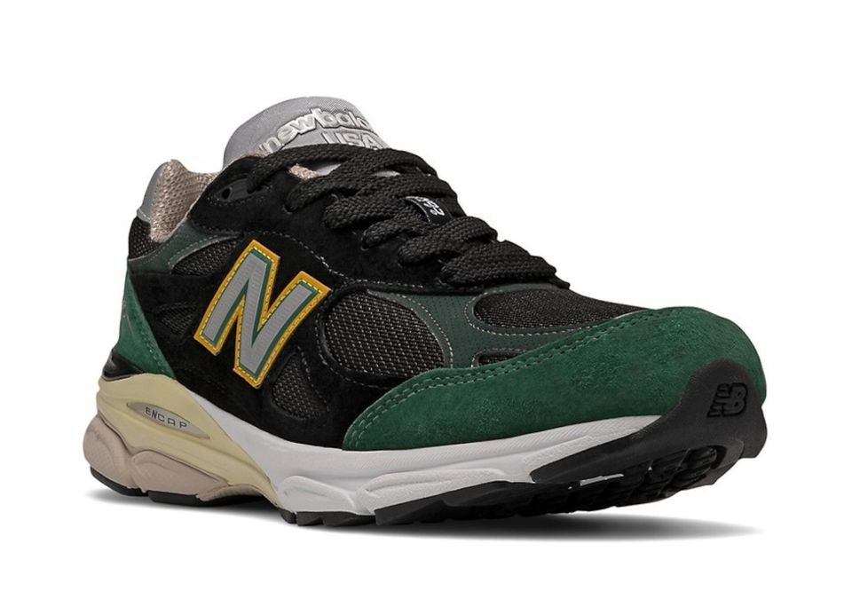 You Can Preorder This Green and Black New Balance 990v3 Now - Sneaker ...