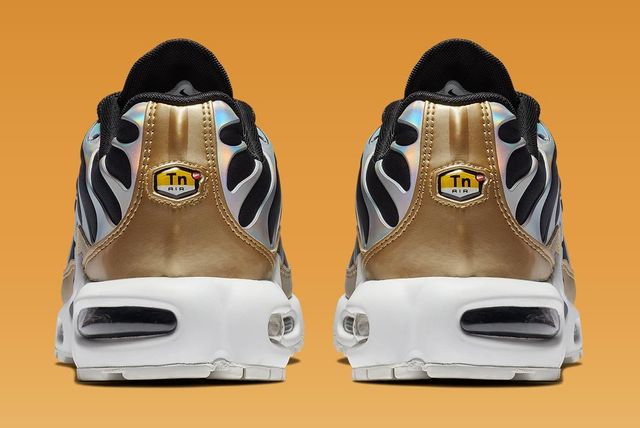 Nike Gives Three Icons the Metallic Treatment - Sneaker Freaker