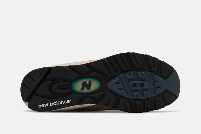 The New Balance 990v2 in Classic Grey Goes Global - Sneaker Freaker
