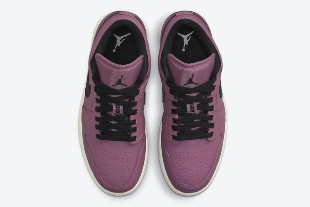 The Air Jordan 1 Low Mingles with Magenta - Sneaker Freaker