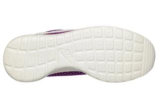 Nike Roshe Run (Purple Rain) - Sneaker Freaker