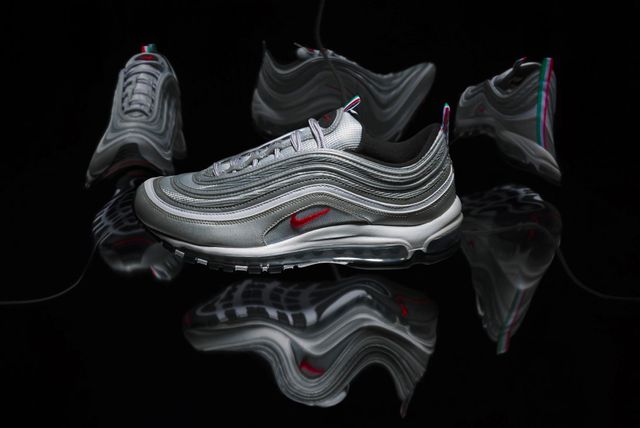 Take It to the Air Max: A High-Speed History of the ‘Silver Bullet ...