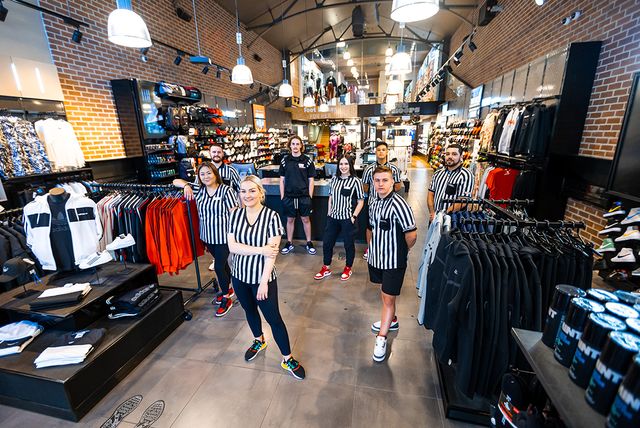 Foot Locker Bring Women to the Fore with New Retail Experiences ...