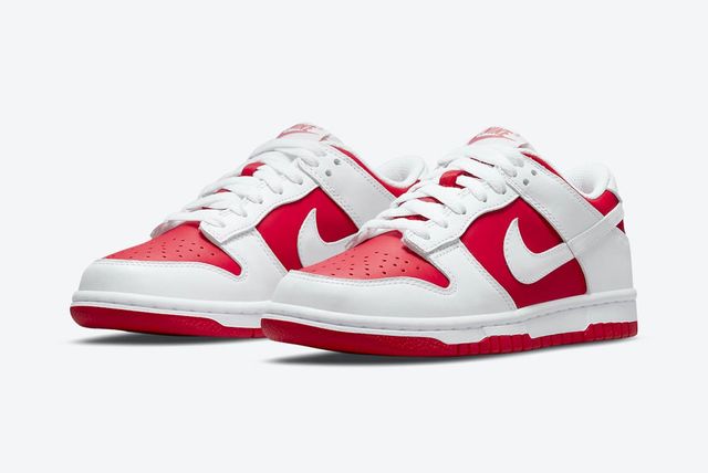 Official Pics: The Nike Dunk Low with ‘University Red’ - Sneaker Freaker