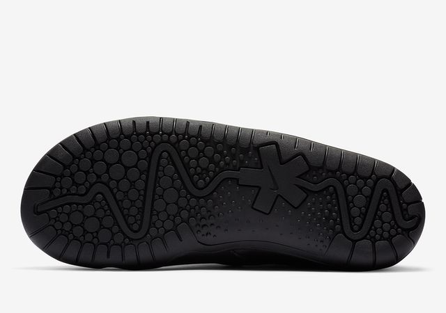 Nike adds ‘Triple Black’ to their Medical Air Zoom Pulse - Sneaker Freaker