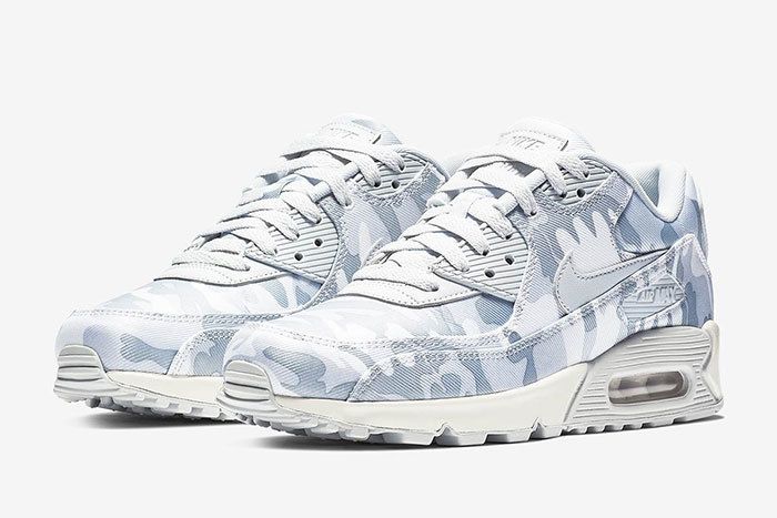 Nike Drop an Air Max 90 For Snow Bunnies