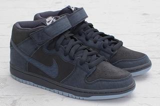 Nike SB Dunk Mid Pro (Thunder Blue) - Sneaker Freaker