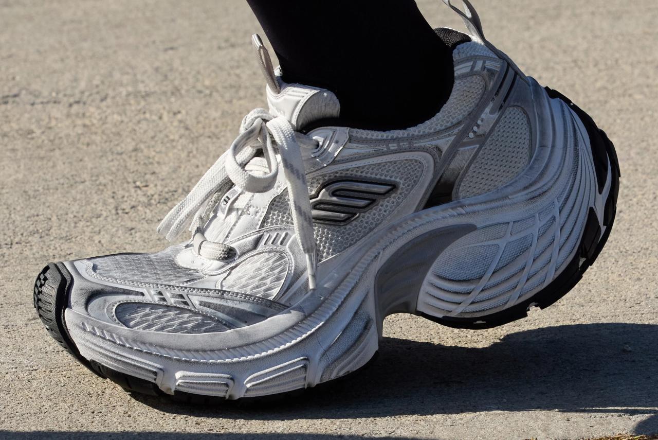 Balenciaga Reveals the Dad Shoes of All Dad Shoes: the 10XL Sneaker ...