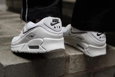 These JD Exclusive AM90s Prove You Don’t Need to Overcomplicate a ...