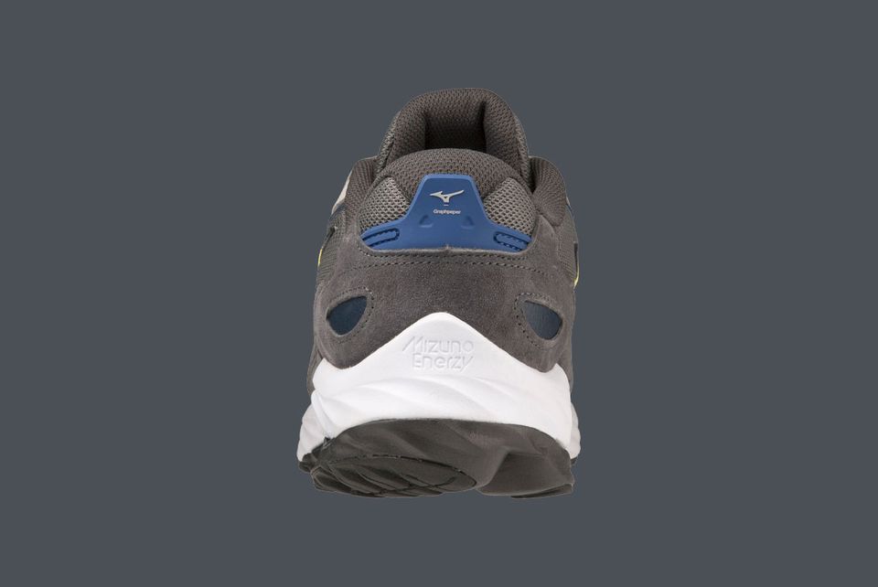 Study De Stijl in the Graphpaper x Mizuno Wave Rider β - Sneaker Freaker