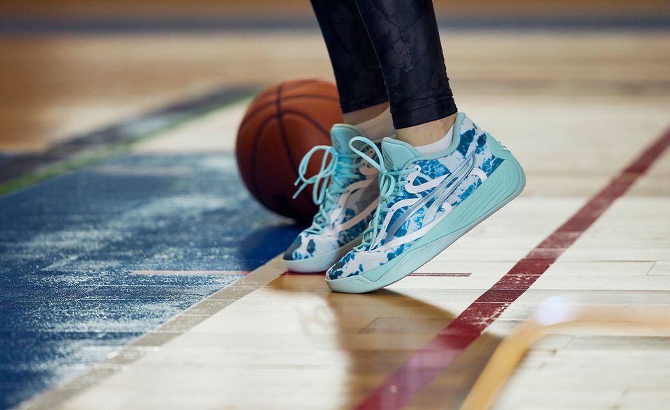 Breanna Stewart Provides High-Quality H20 on the PUMA Stewie 2 ‘Water ...