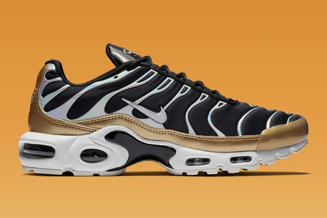 Nike Gives Three Icons the Metallic Treatment - Sneaker Freaker