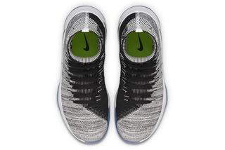 Nike Hyperdunk 2016 Flyknit (Oreo) - Sneaker Freaker