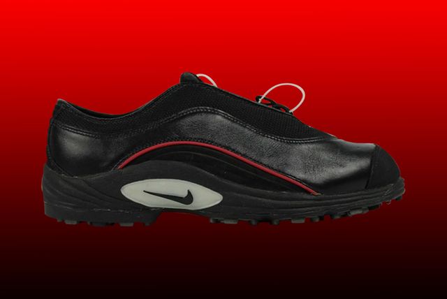 A Brief History of Tiger Woods and Nike - Sneaker Freaker
