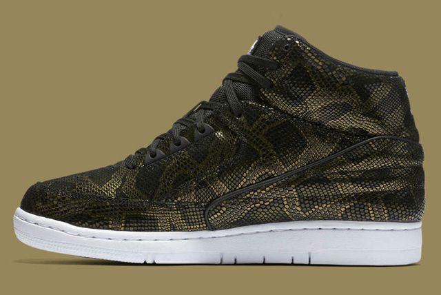 Nike Air Python (Black/Gold) - Sneaker Freaker