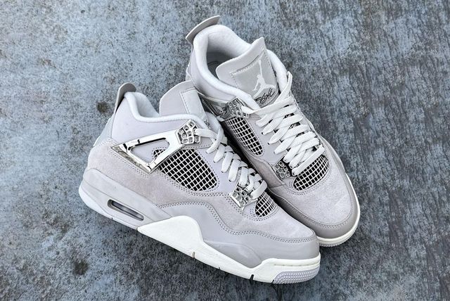 Air Jordan 4 - Sneaker Freaker